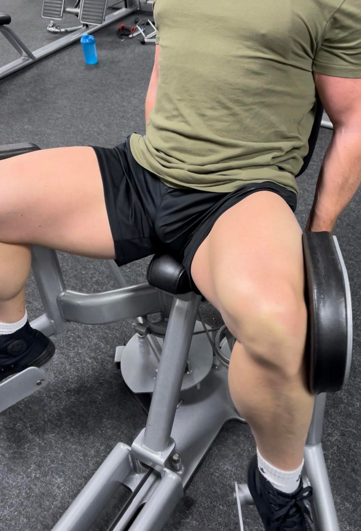 Let my gym bulge motivate you to get to the gym! | Scrolller