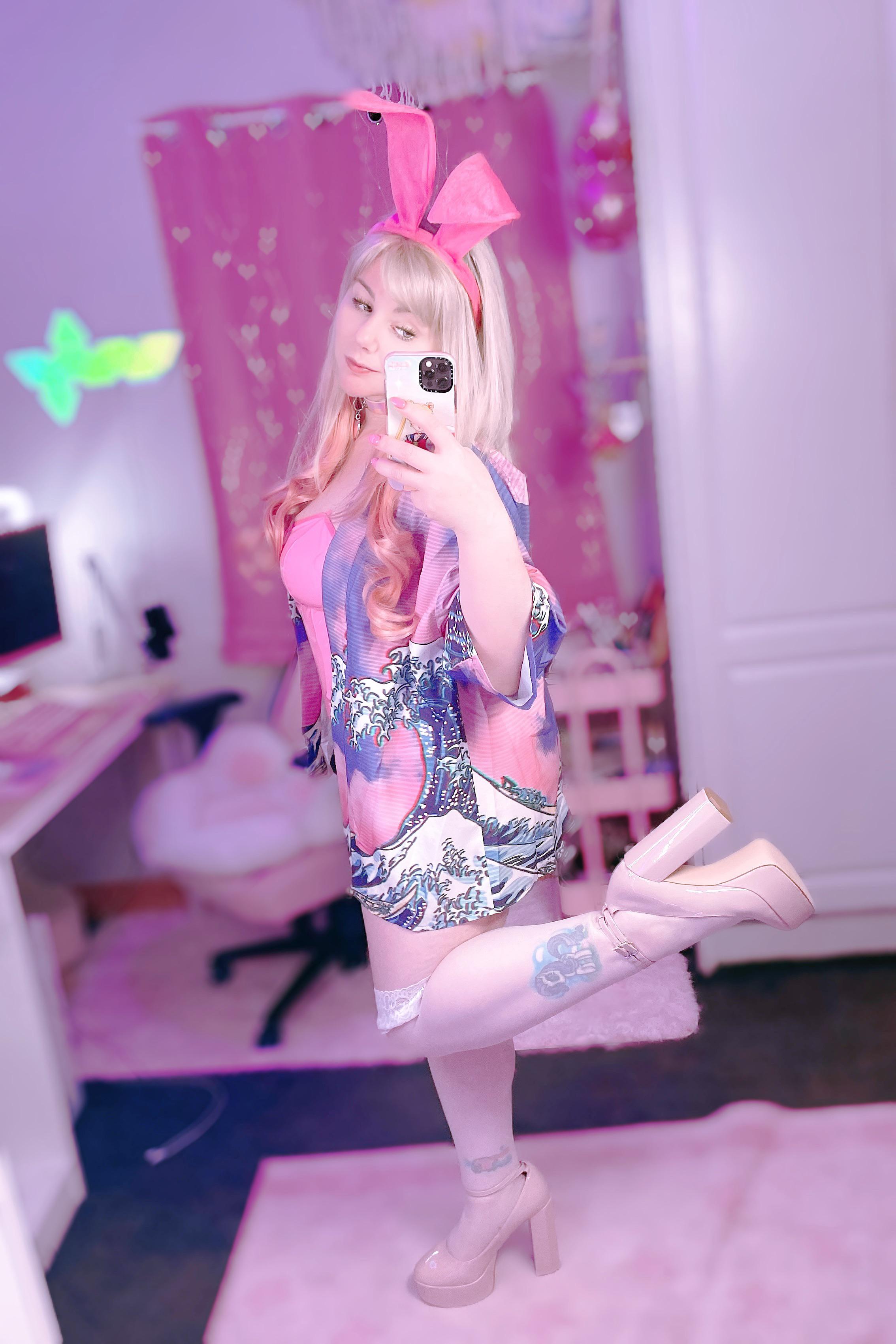 Let’s cuddle and play some cozy games | Scrolller