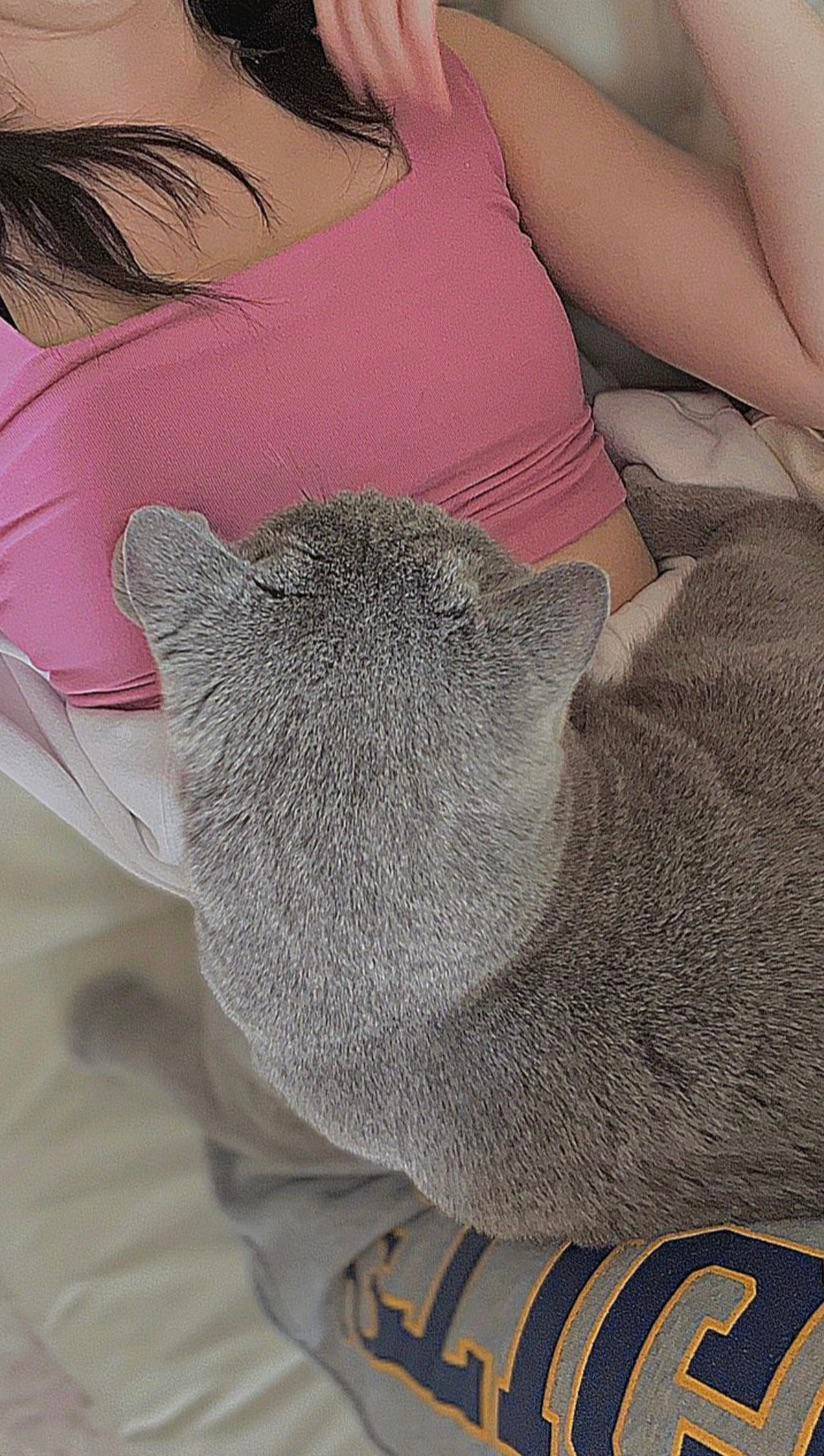 let’s revive this sub!! | Scrolller