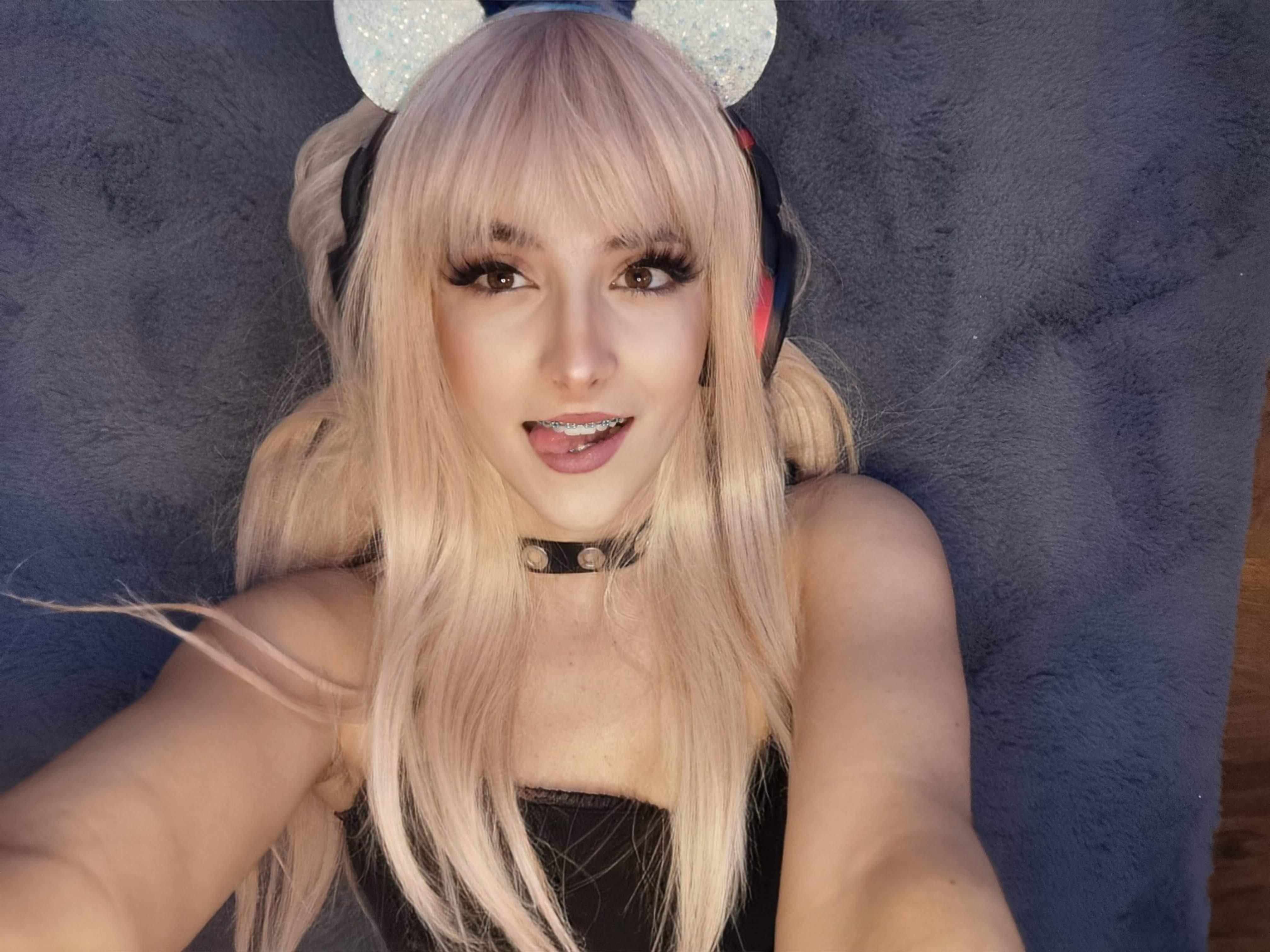 Let's make this Monday FUN | Scrolller