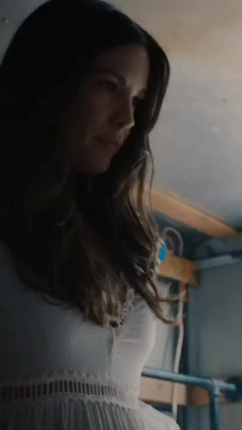 Liv Tyler bushy plot on Leftovers (slo-mo) | Scrolller