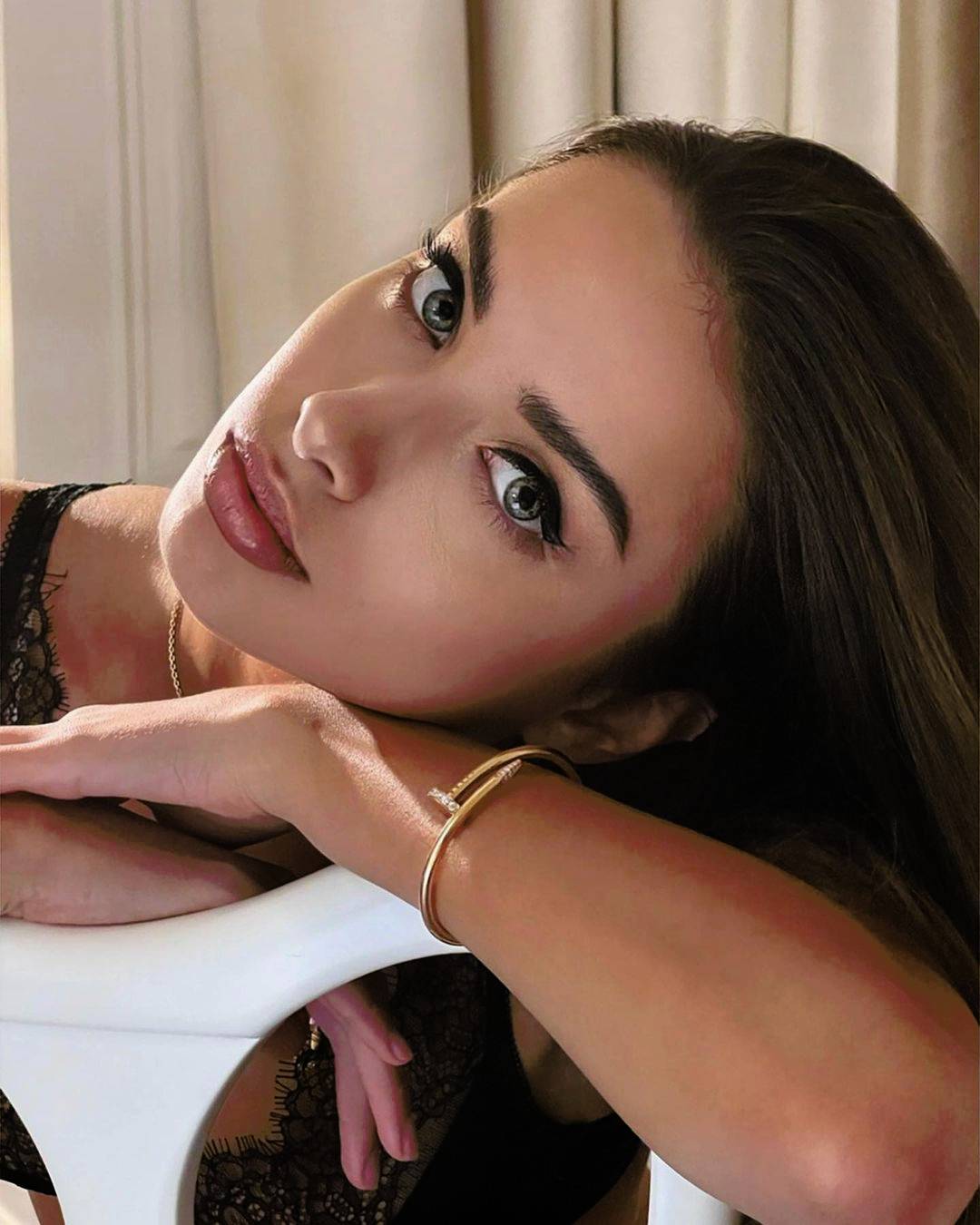 Liza Kovalenko | Scrolller