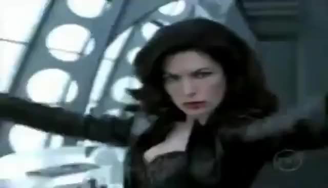 Llove Triangle | Scrolller