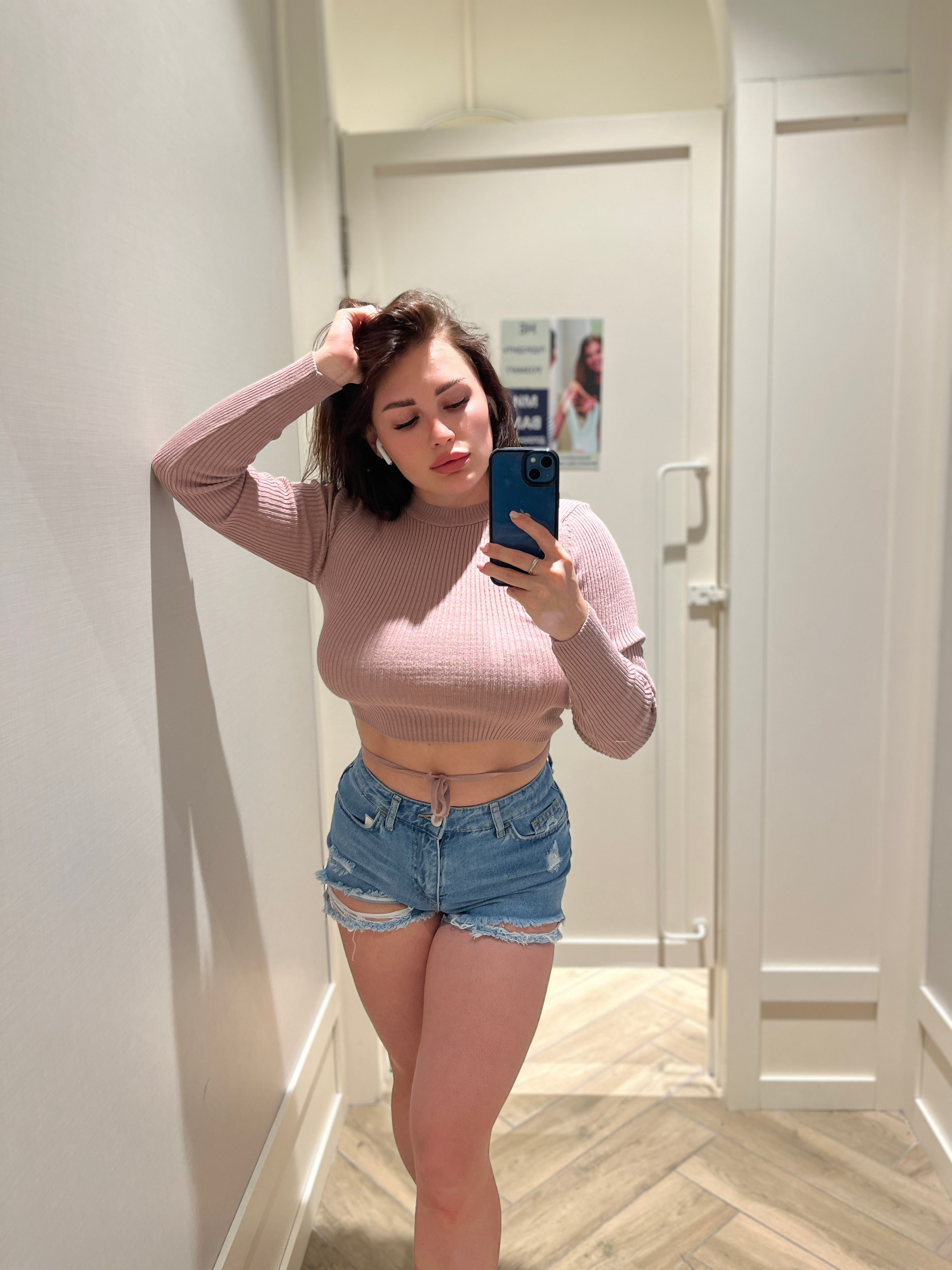 Locker rooms are my passion | Scrolller