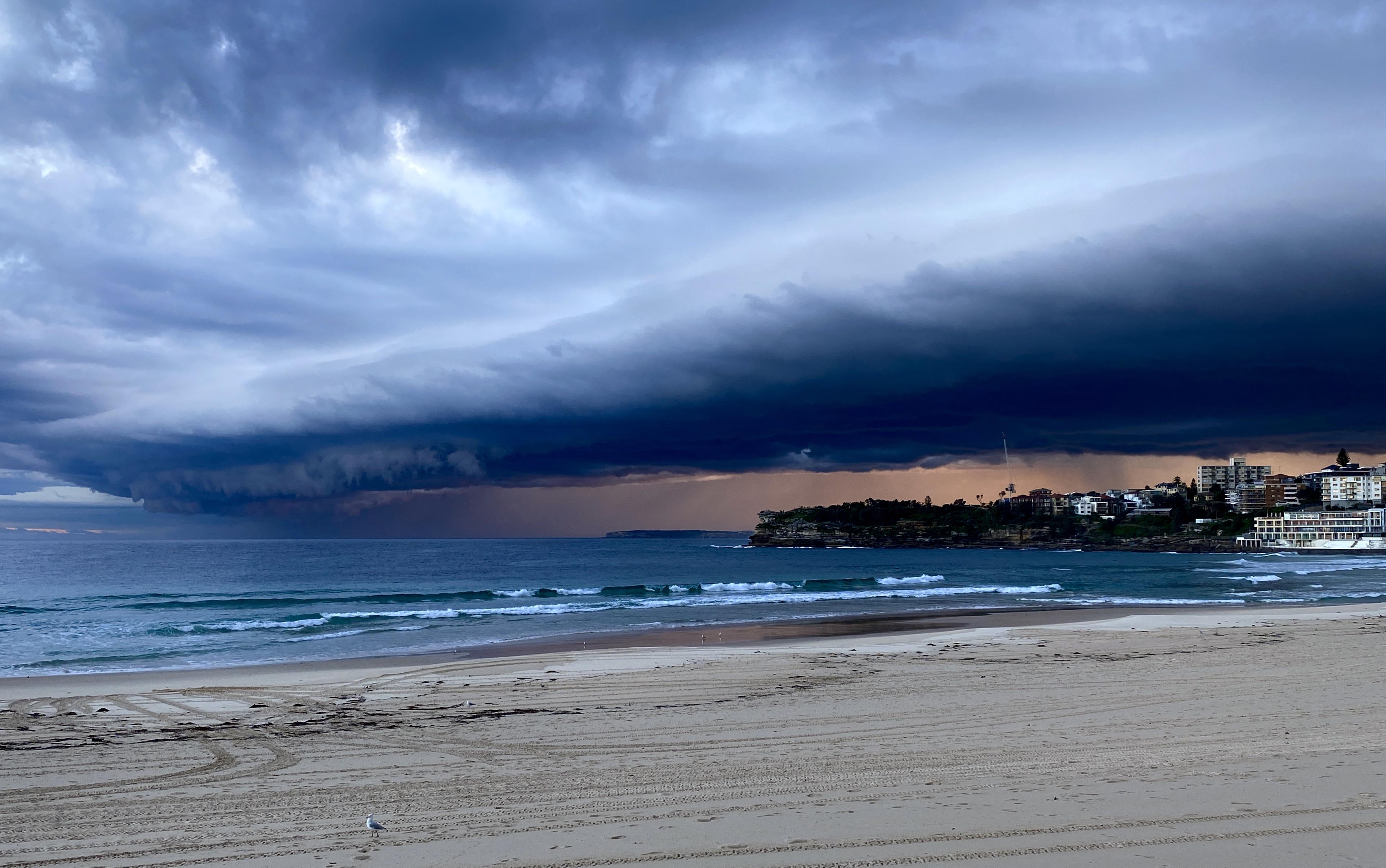 Looming... | Scrolller