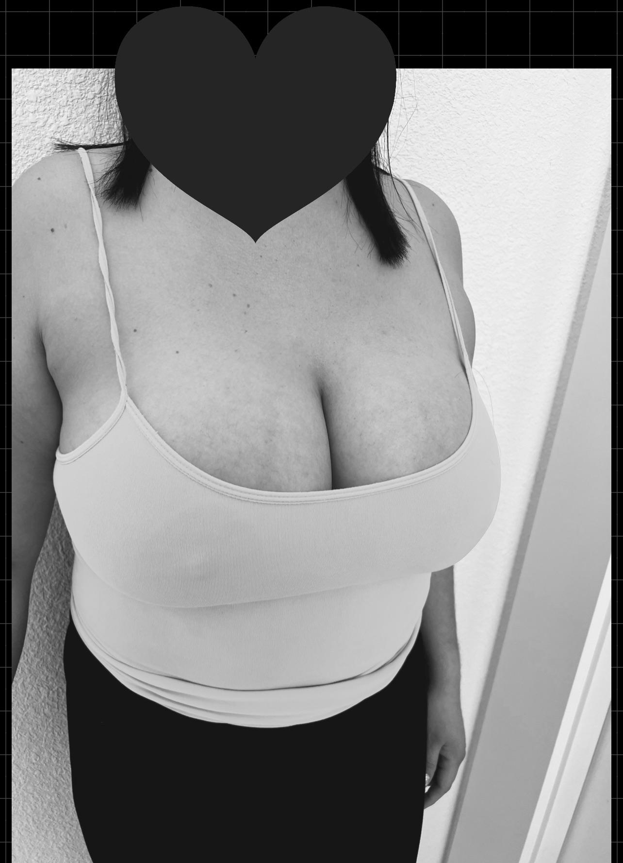 Love it when she wears this out!! | Scrolller