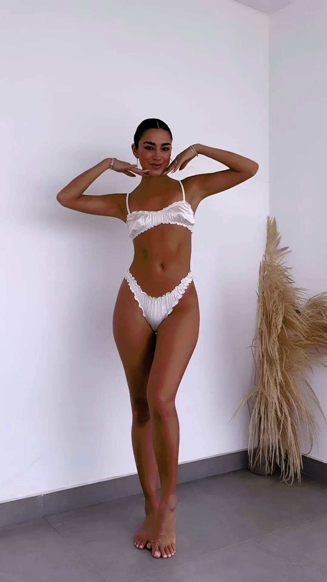 Luana Barrón | Scrolller