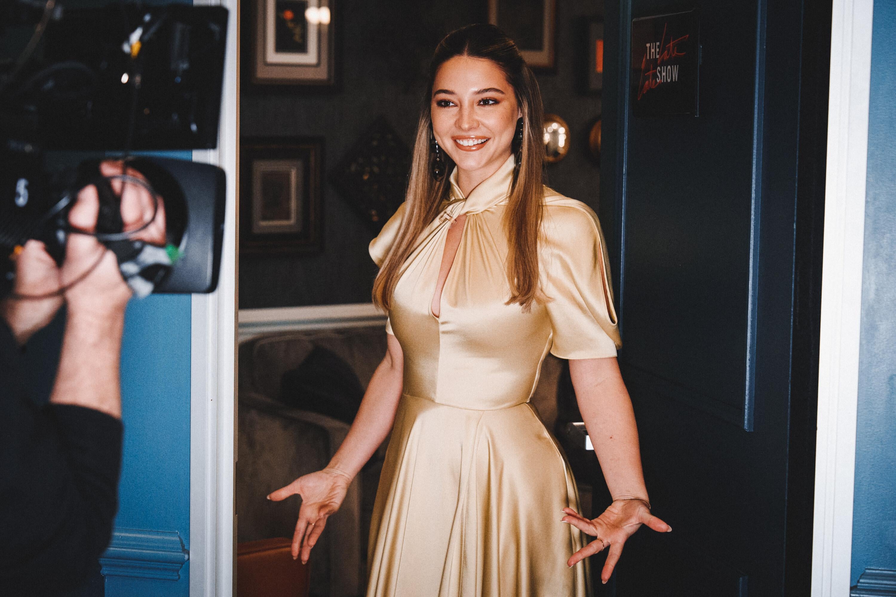 Madelyn Cline is amazing | Scrolller