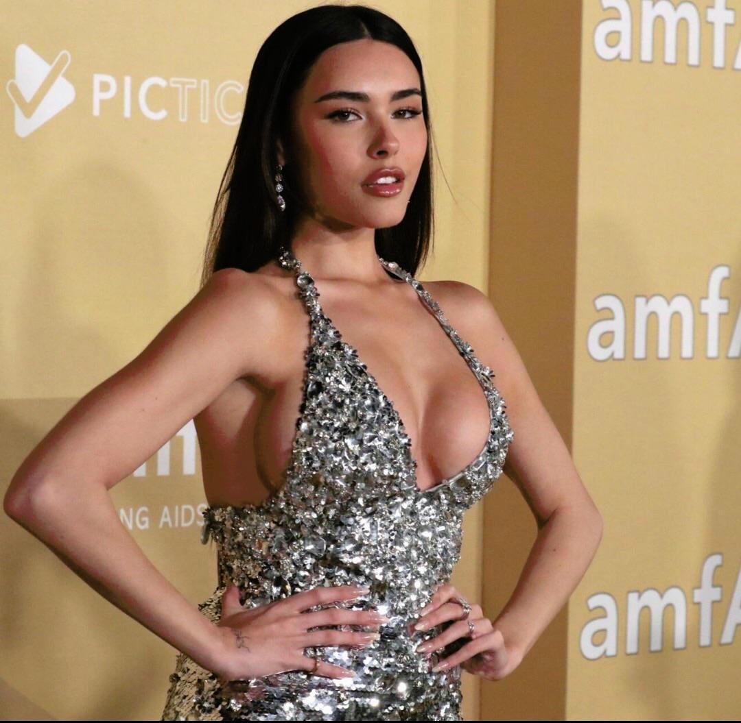 Madison Beer I am LOOKING | Scrolller