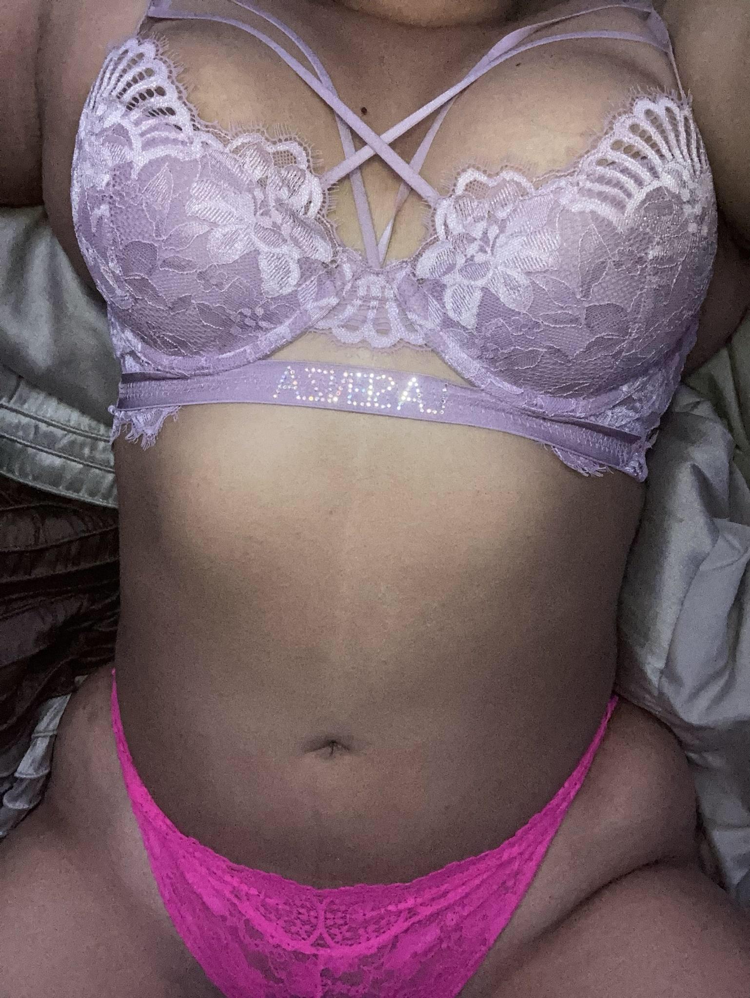 Make me your curvy desi princess! | Scrolller