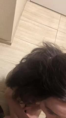 Making Her Swallow | Scrolller