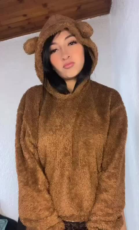 Mama bear's favourite trend ;) | Scrolller