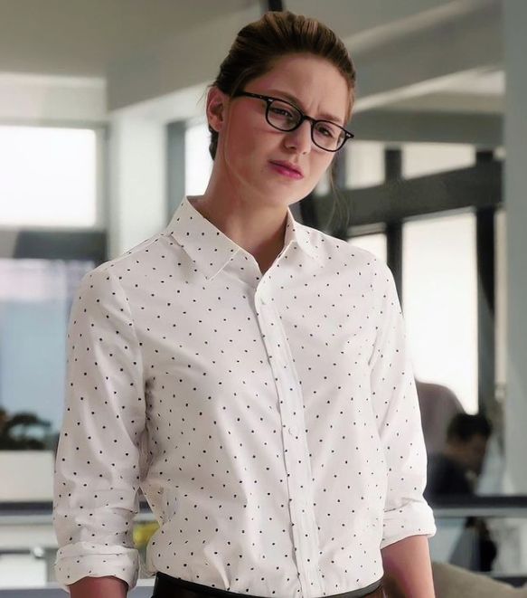 Melissa as Kara Danvers | Scrolller