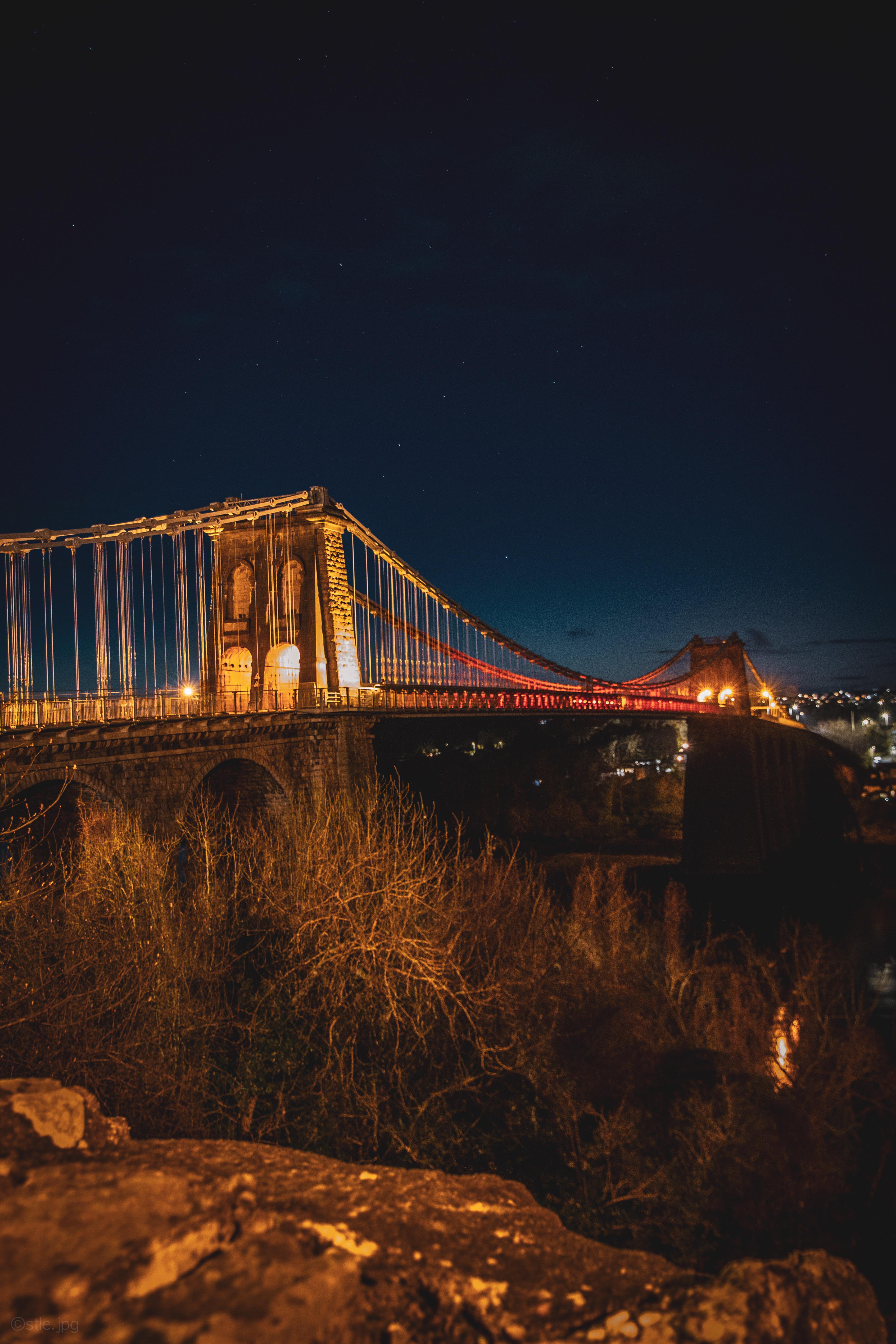 Menai Suspension Bridge - Anglesey, Wales 🏴󠁧󠁢󠁷󠁬󠁳󠁿 | Scrolller