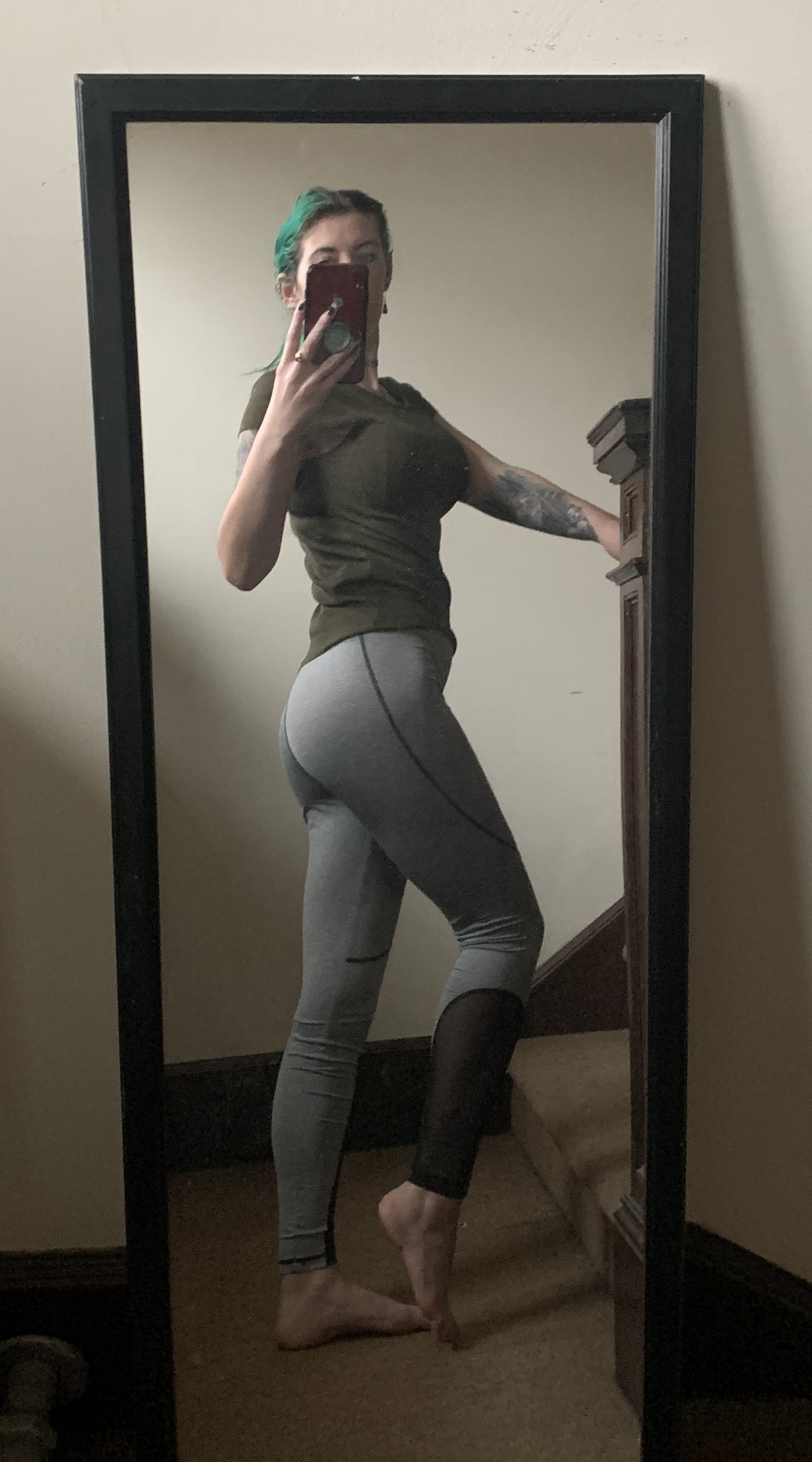 Mesh accents | Scrolller