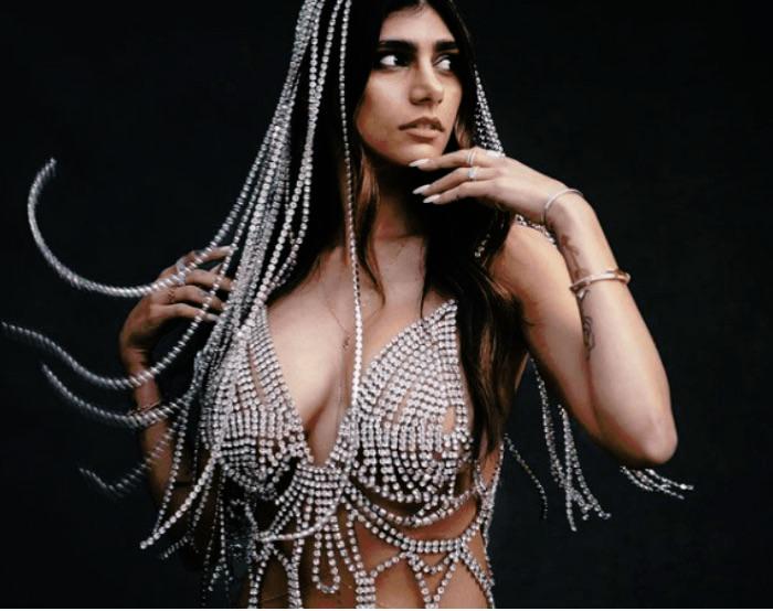 Mia Khalifa | Scrolller