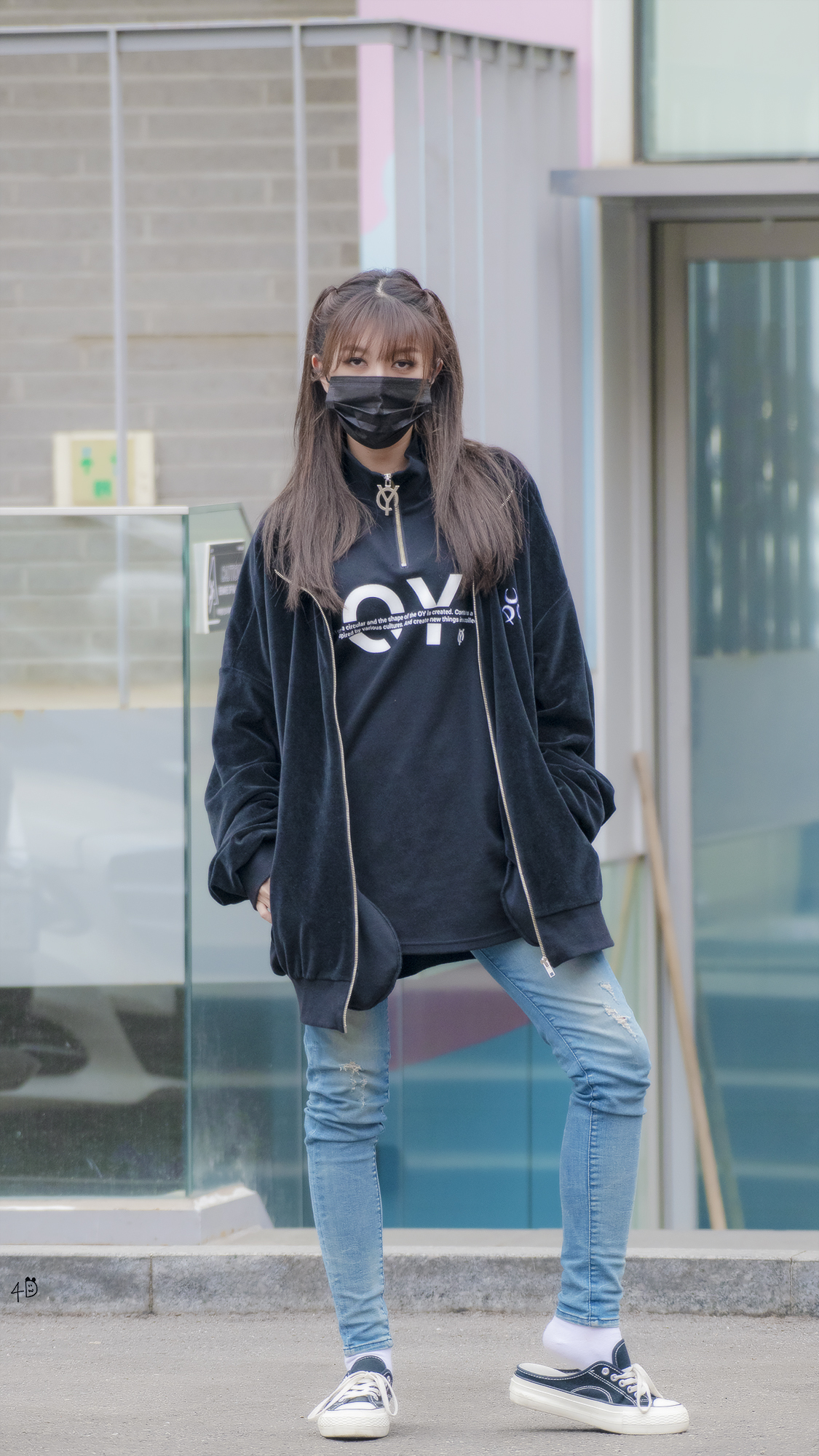 Model Dami | Scrolller