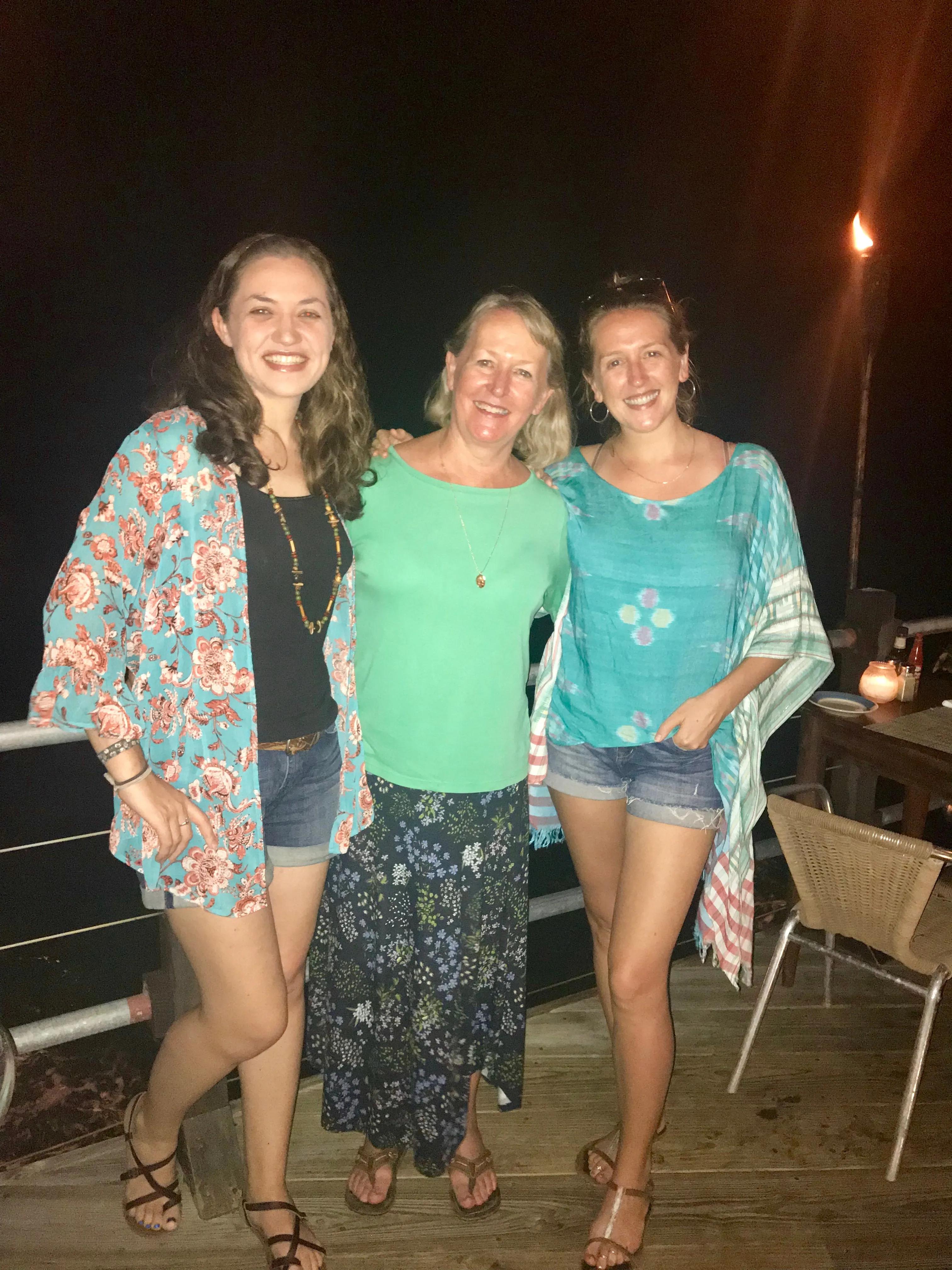 MOm and daughters | Scrolller