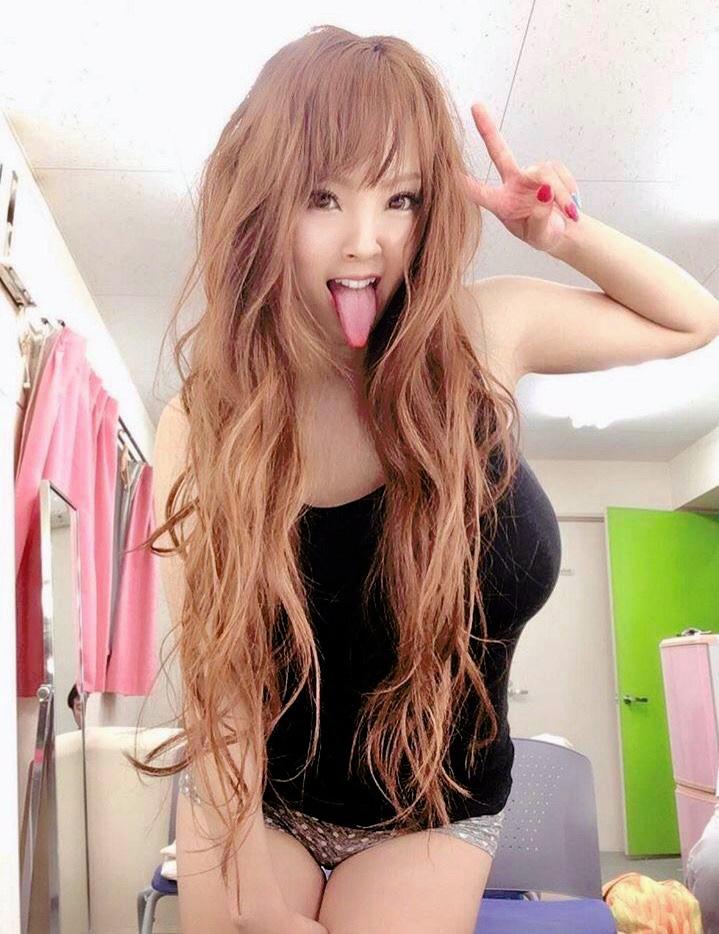 Mood 🏻 | Scrolller