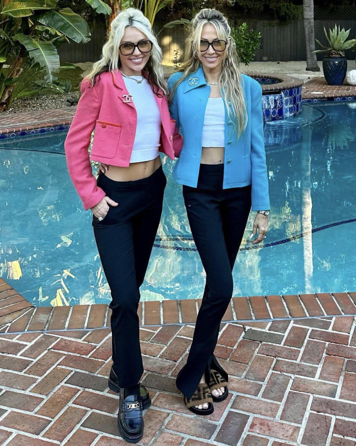 Mother’s Daughter | Scrolller