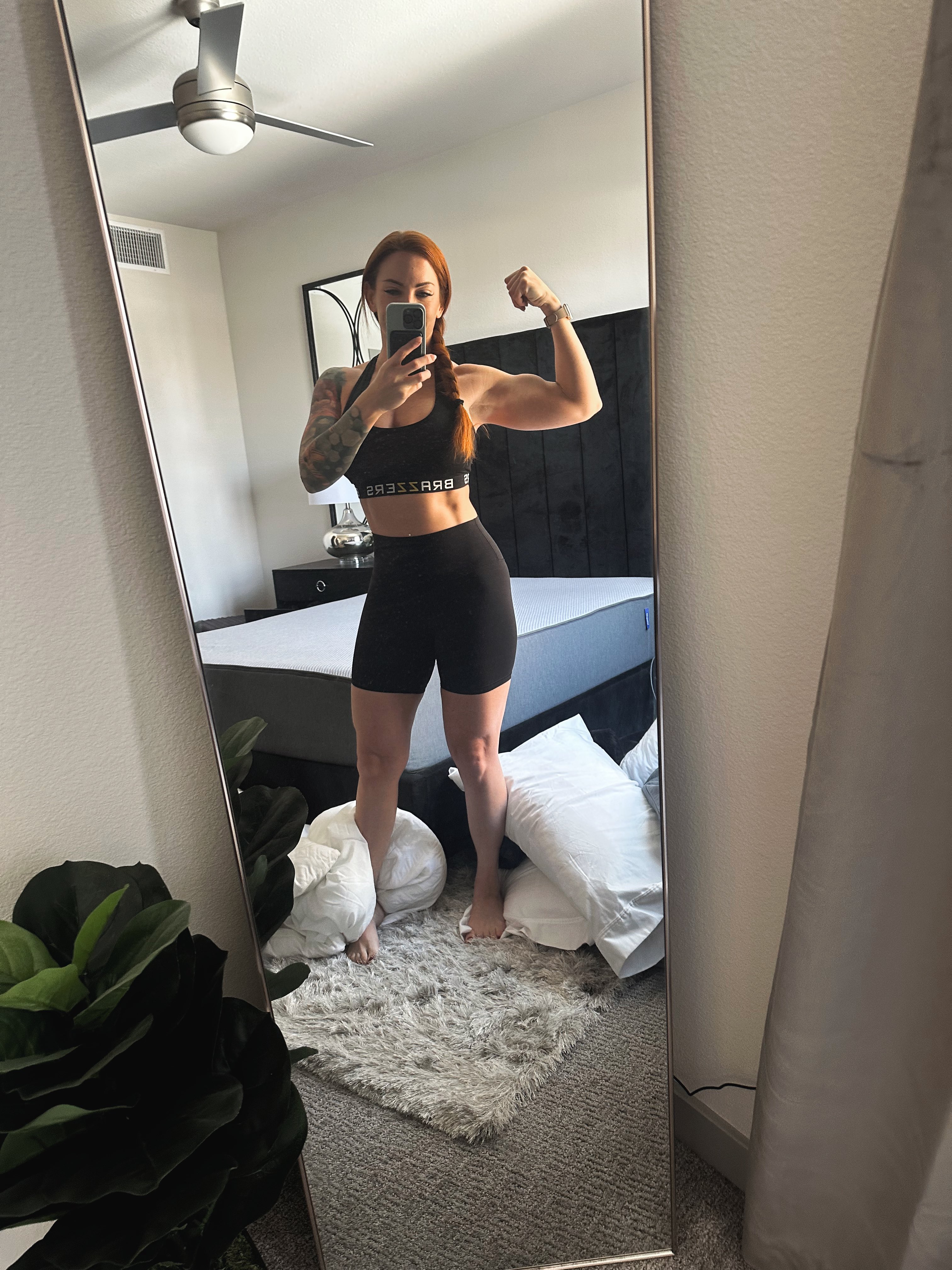 Muscle mommy | Scrolller