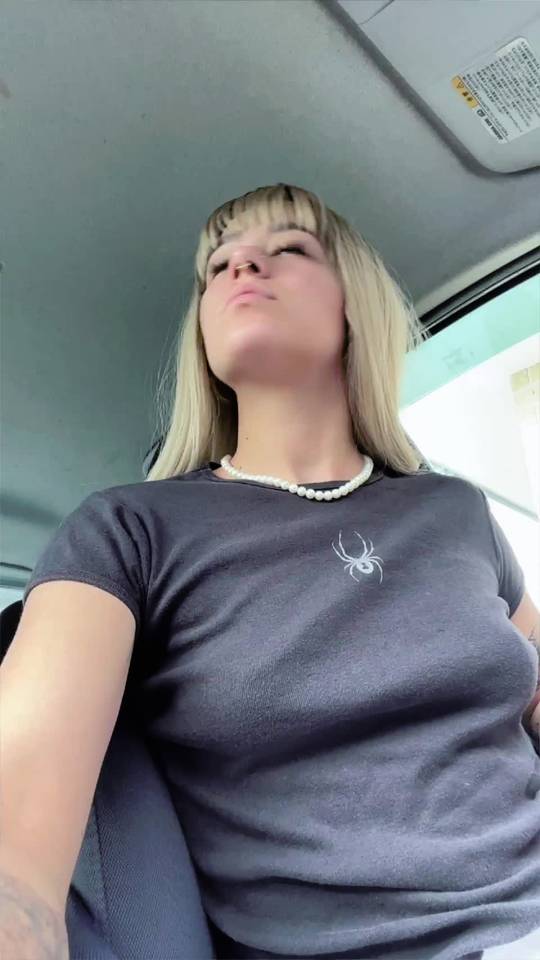 My boobs want to say good morning to you | Scrolller