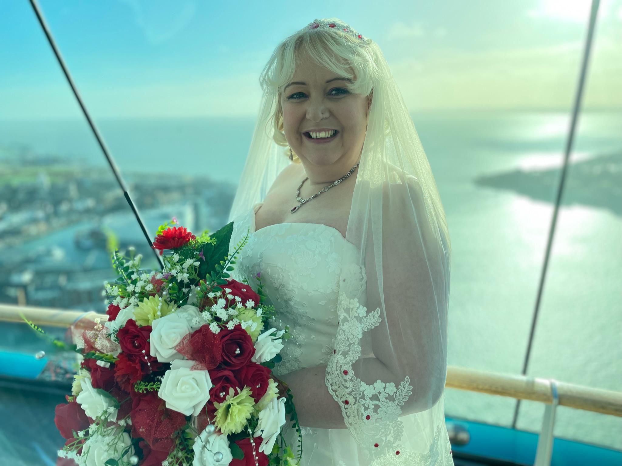 My face didn’t stop smiling at all on this day. 💖 | Scrolller