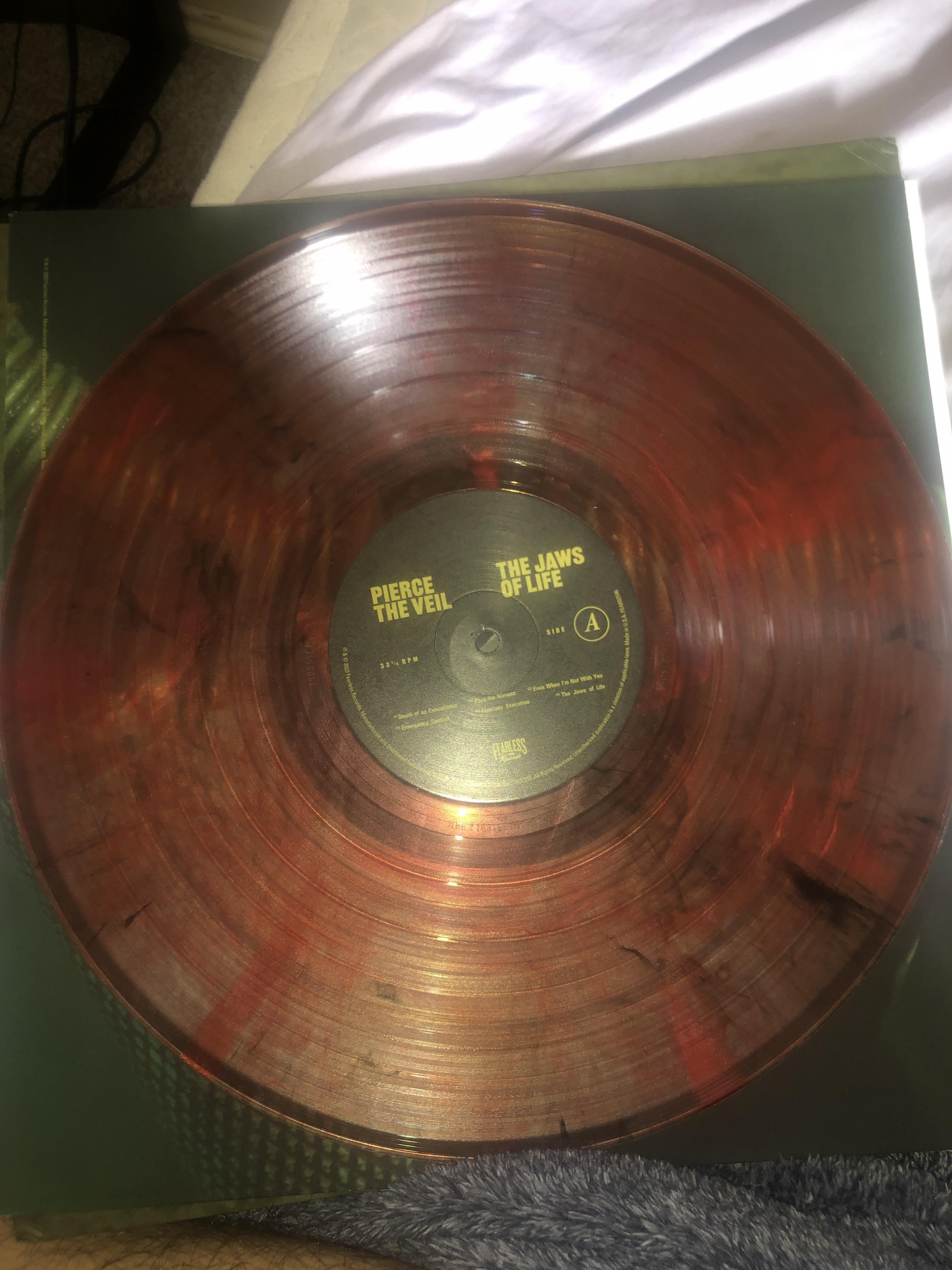 my jol vinyl finally came in, hot topic exclusive! | Scrolller