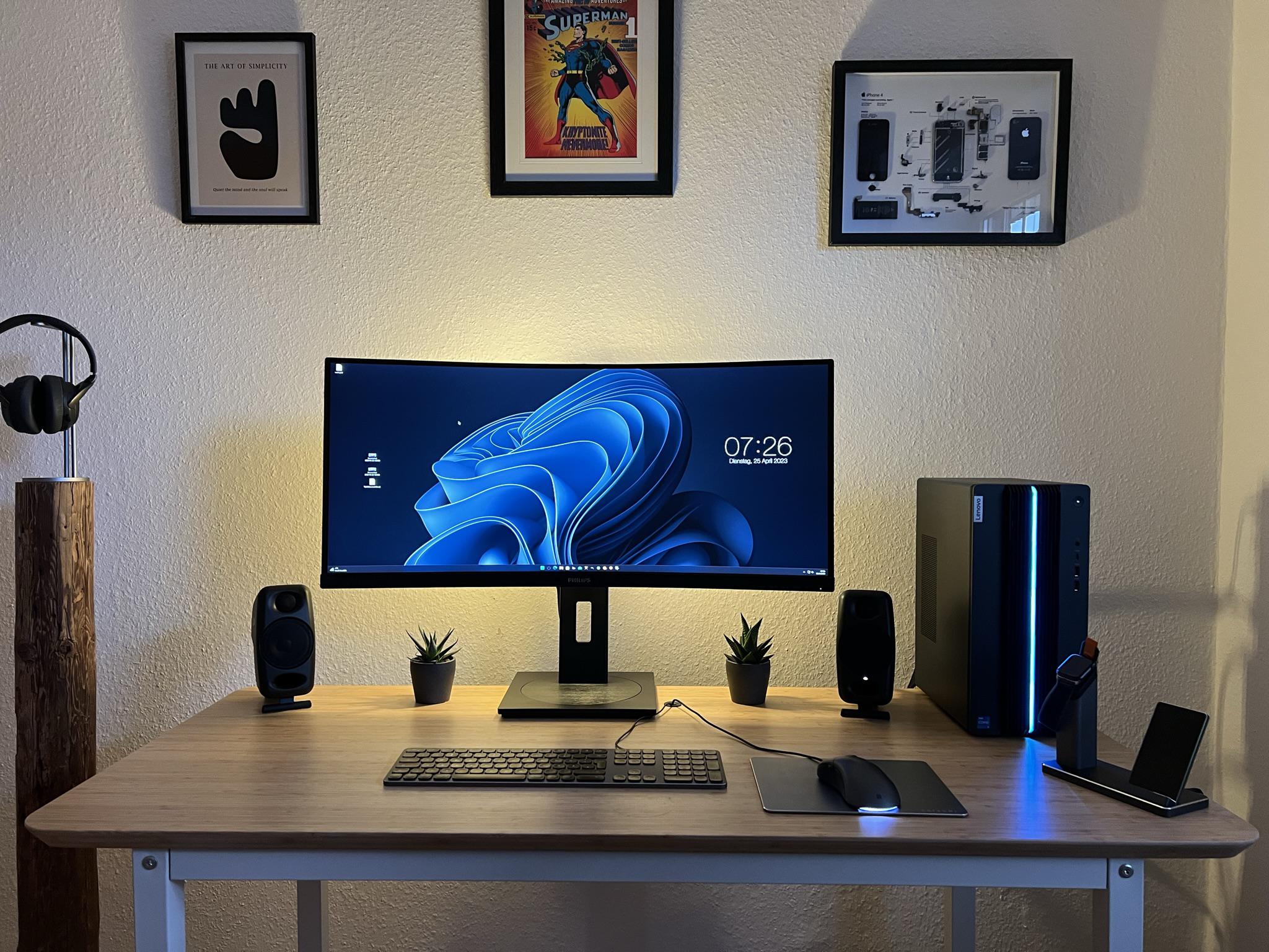 My PC Setup | Scrolller