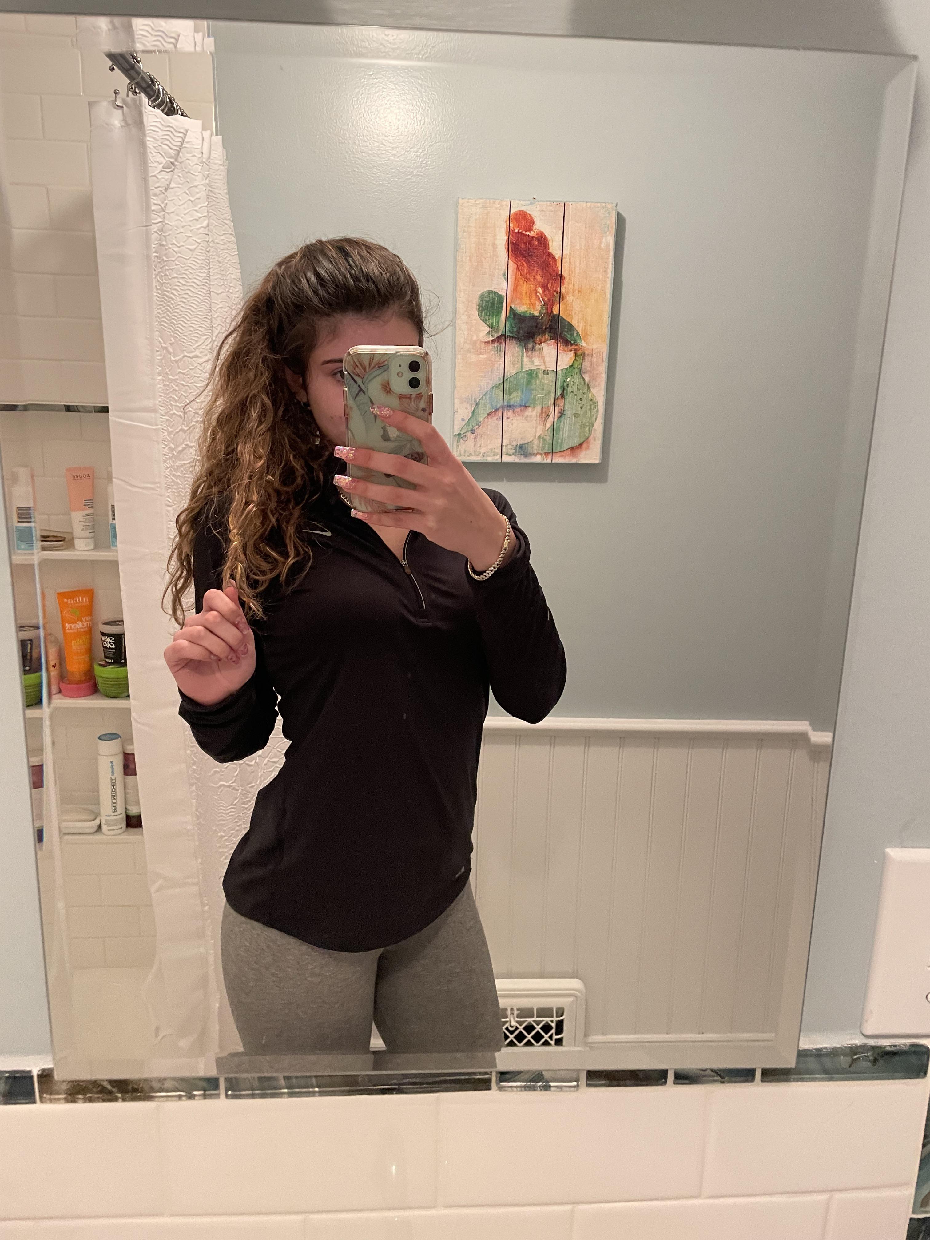 My petite body after a gym sesh | Scrolller