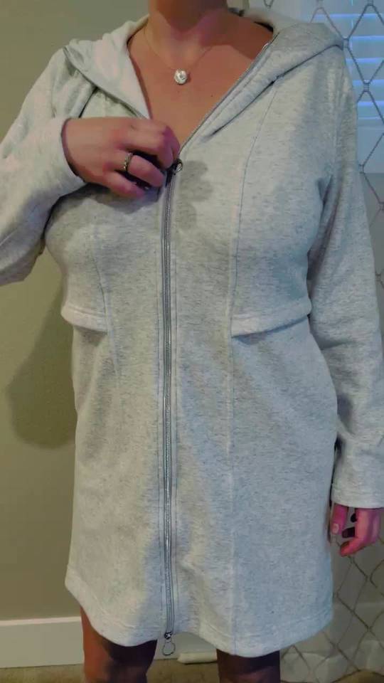 My post pregnancy mombod is ready for another breeding | Scrolller