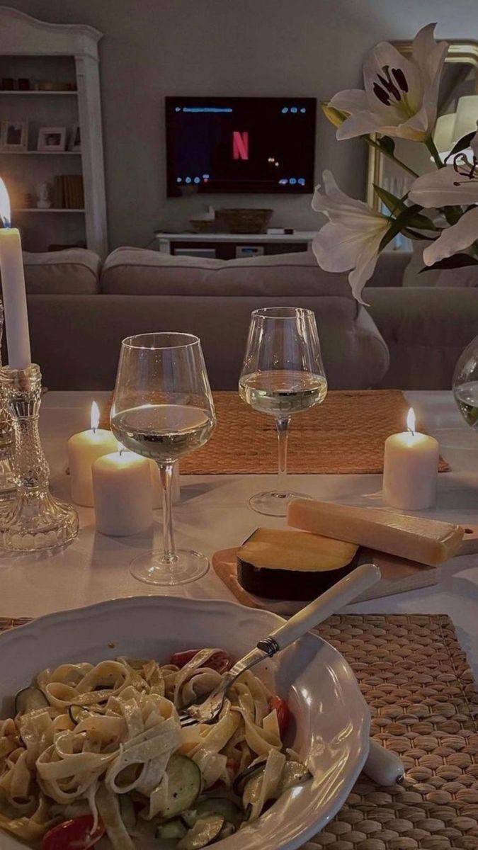 My romantic date ️ | Scrolller