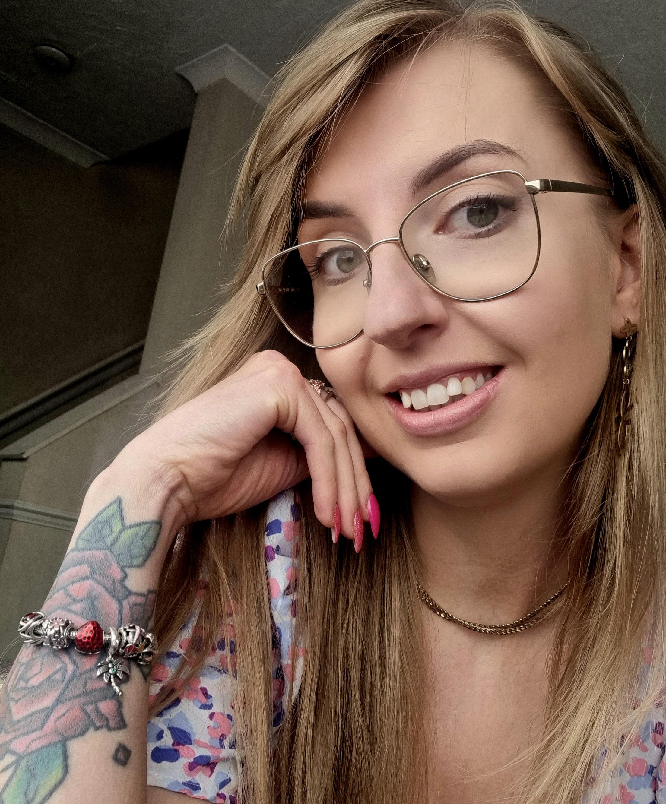 My smiley face again 😊 | Scrolller