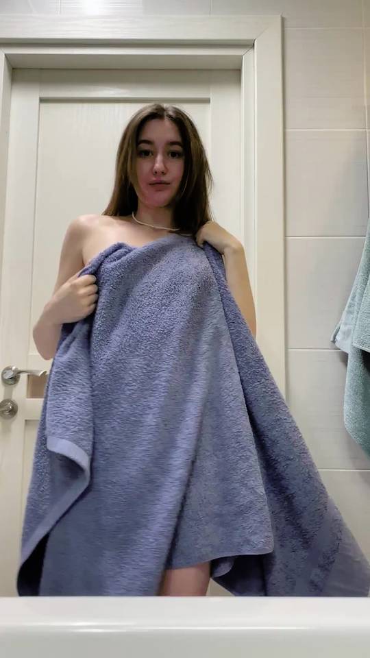 My tits deserve some freedom | Scrolller