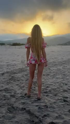 Naked walk on the beach | Scrolller