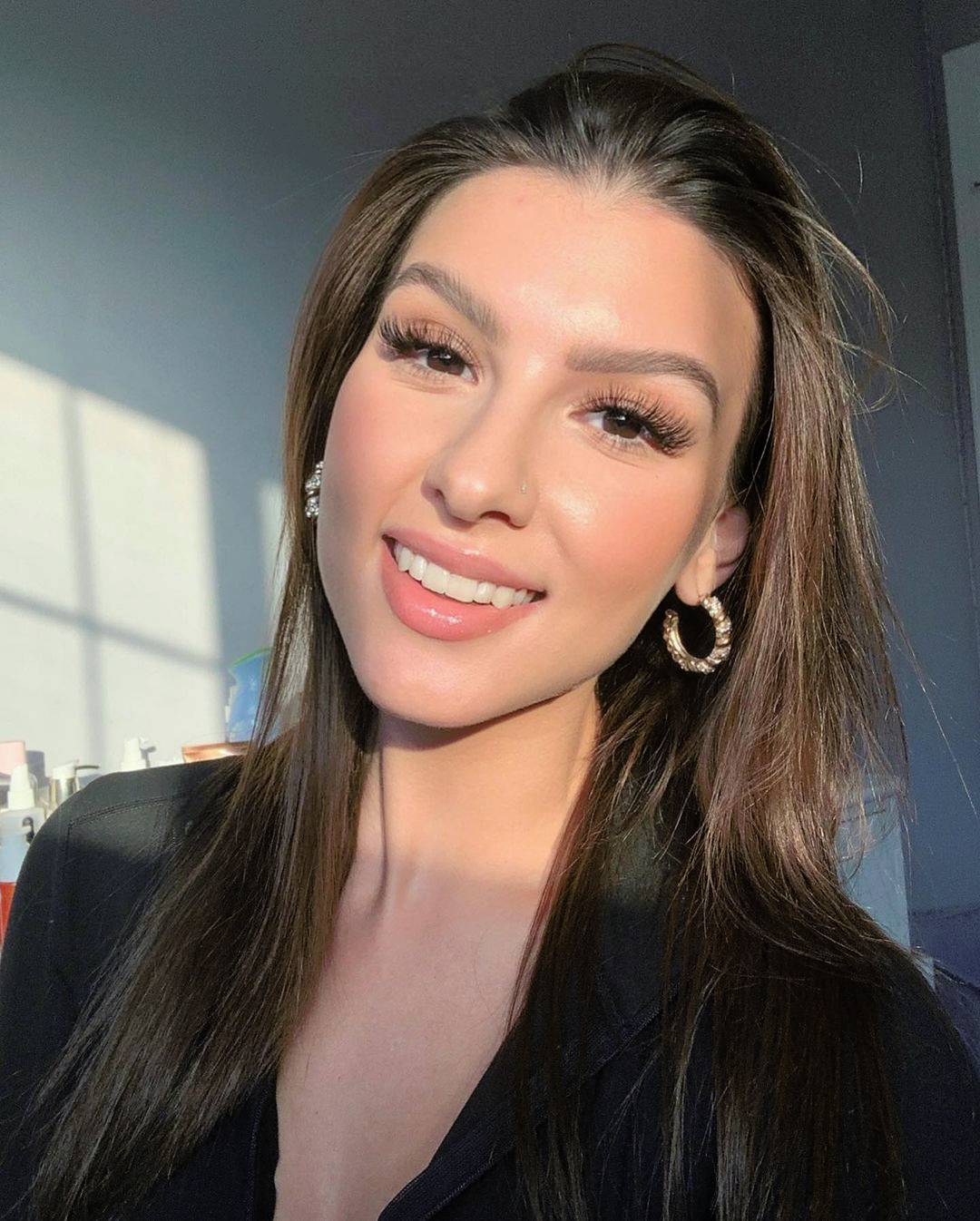 Natalie V. | Scrolller