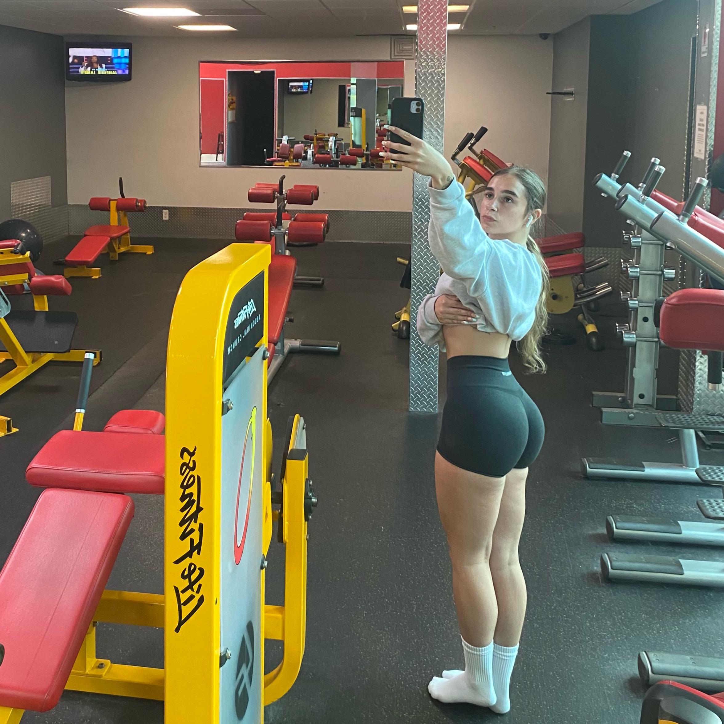 natural gym booty be like 🤗 | Scrolller