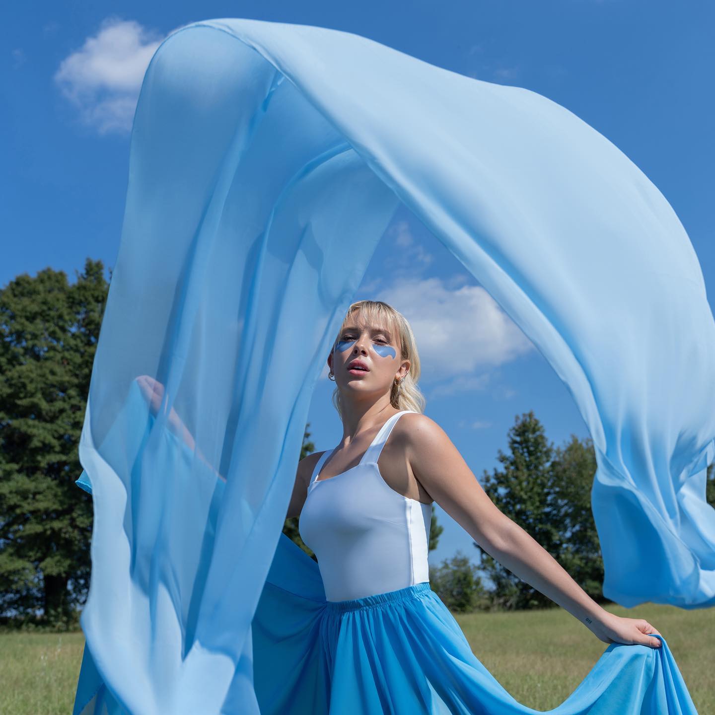 New florence for Hondos Center ig | Scrolller