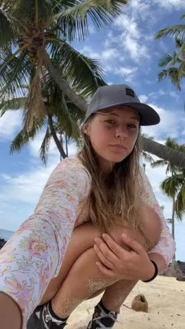 new from guppy account | Scrolller