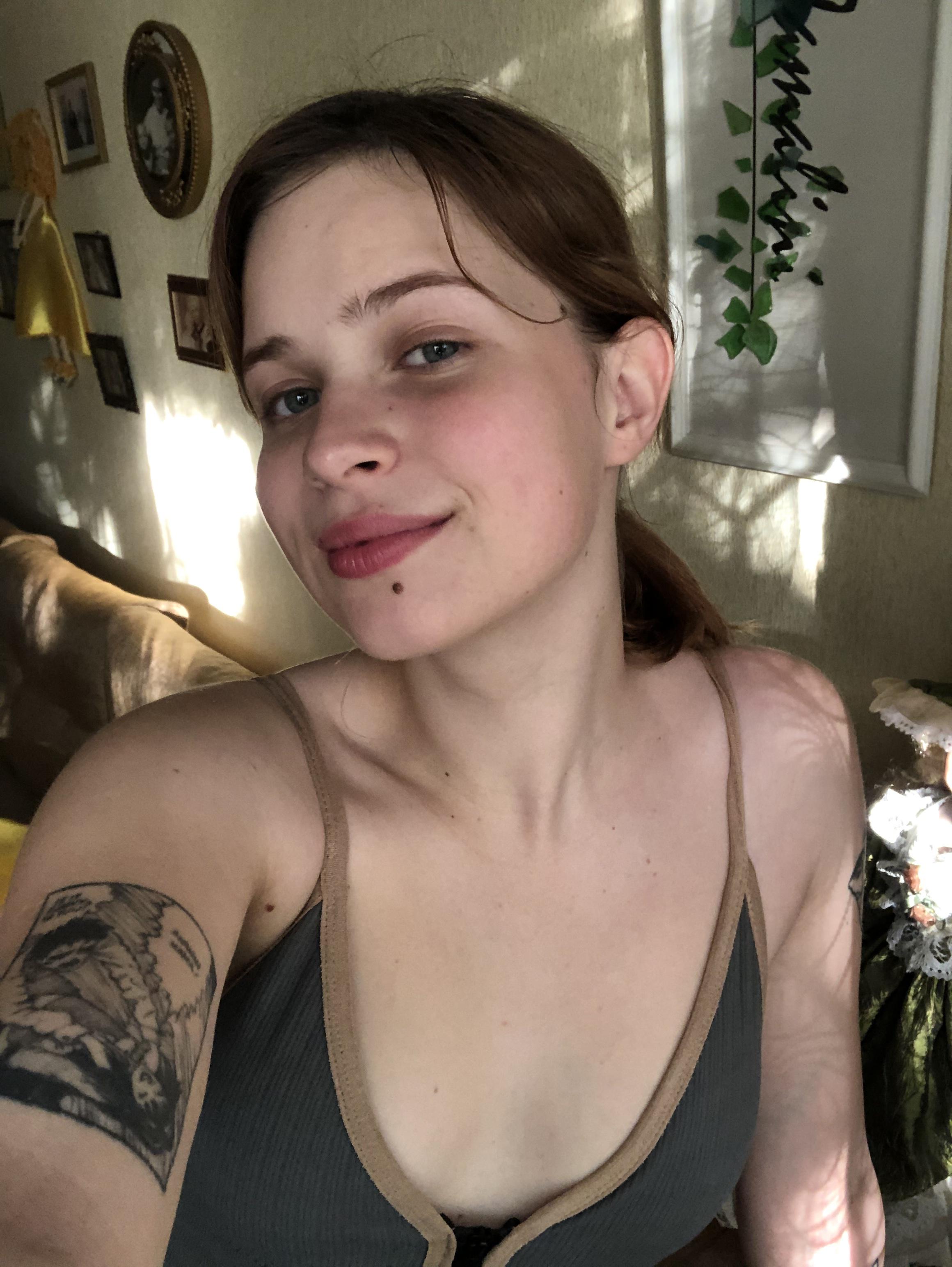 no filter. am i still pretty? 🥹 | Scrolller