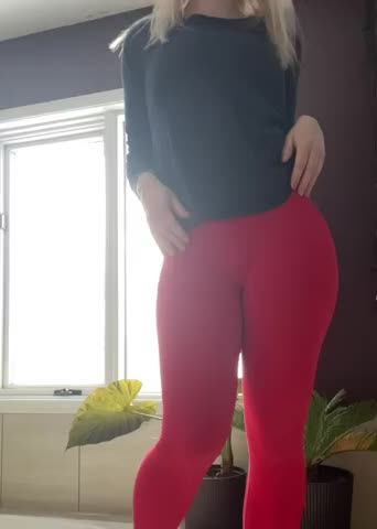 Not sure if this thong is even necessary | Scrolller