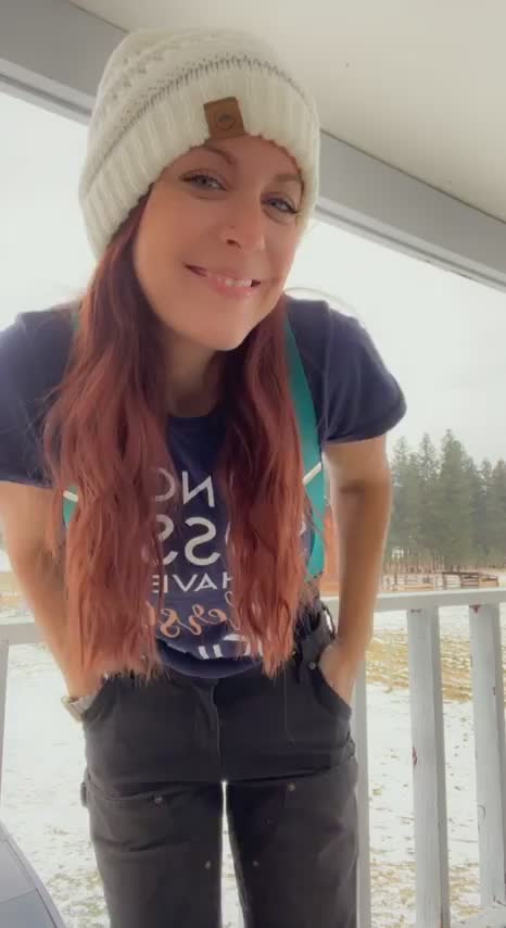 Now taking ranch hand applications, apply within | Scrolller