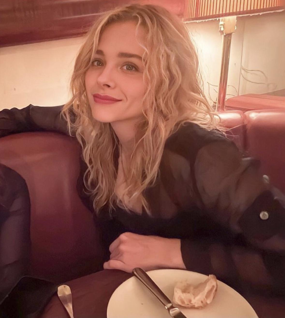 Nyc Closeup Meg Ryan Look ️ Scrolller