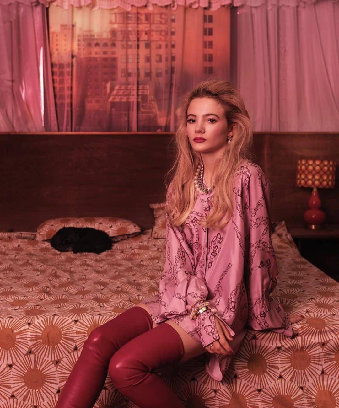 Old Fashioned Freya | Scrolller