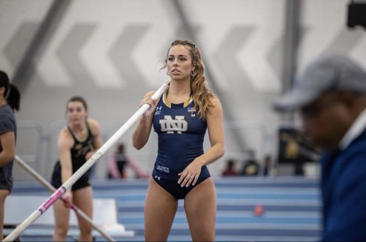 Olivia Fabbry - pole vaulter for ND | Scrolller