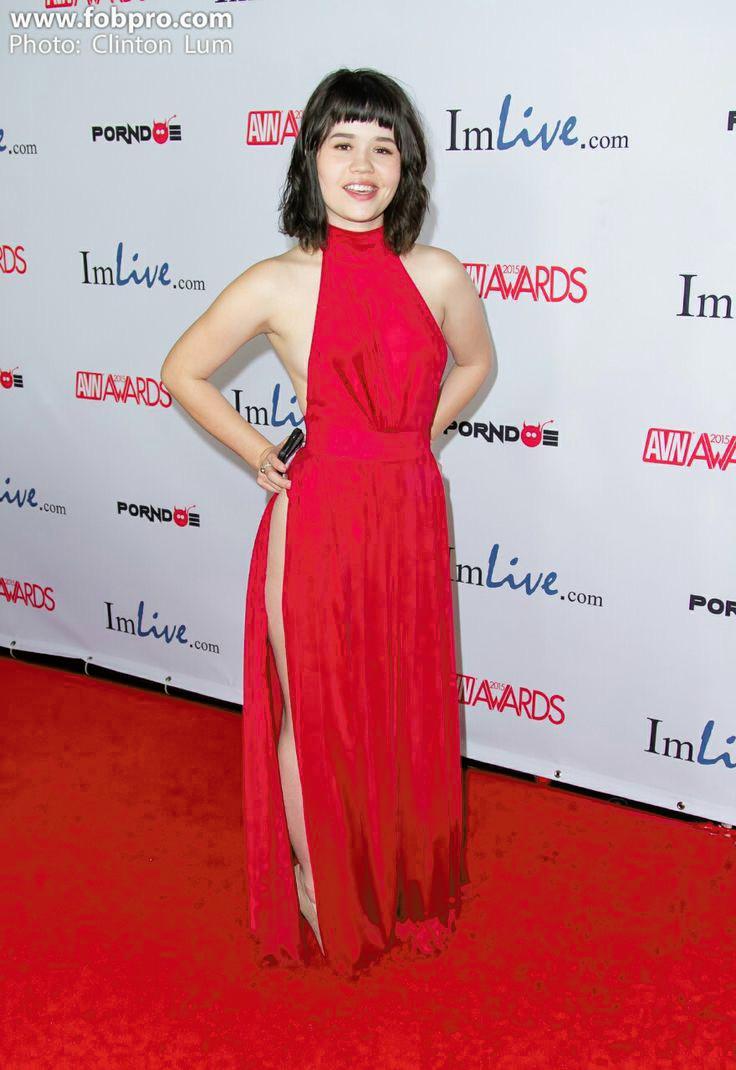 On the red carpet | Scrolller