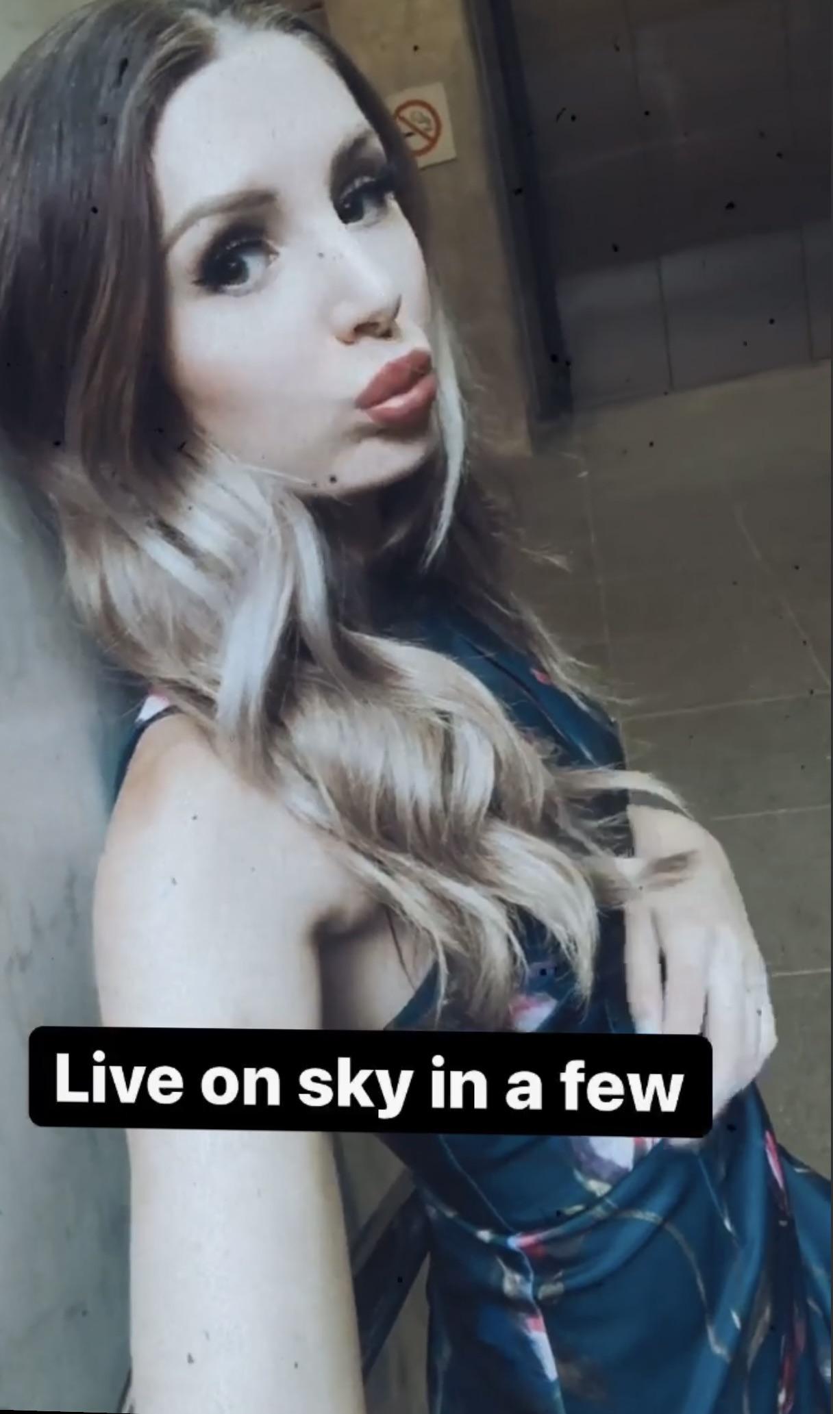 Only whores who want to be used take pictures like this. | Scrolller