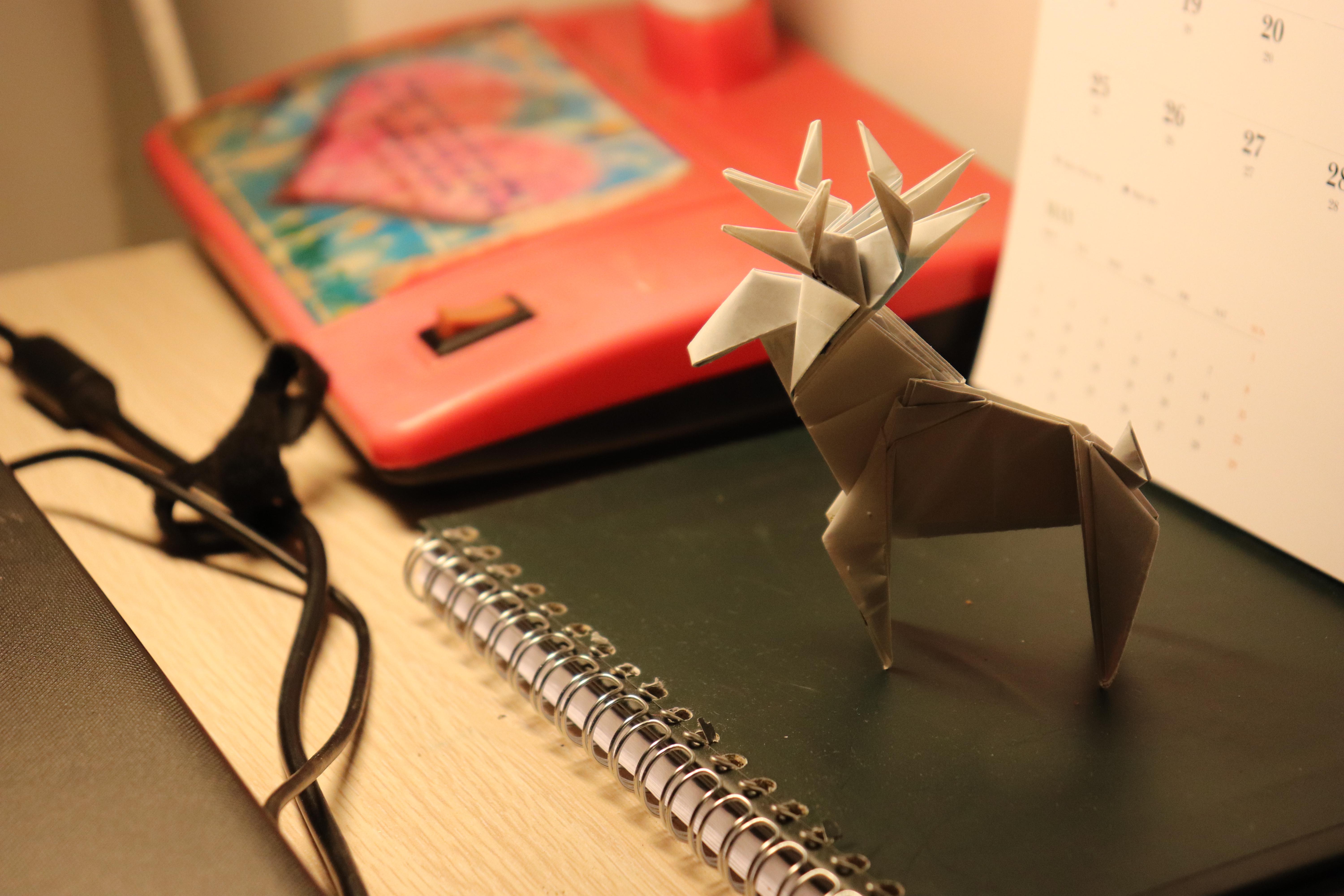 Origami moose | Scrolller