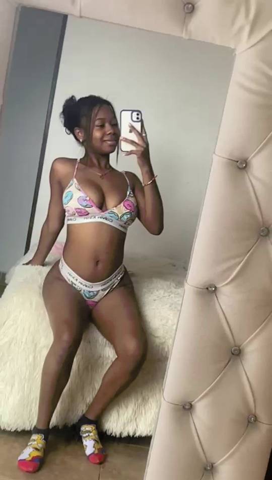 peekaboo | Scrolller