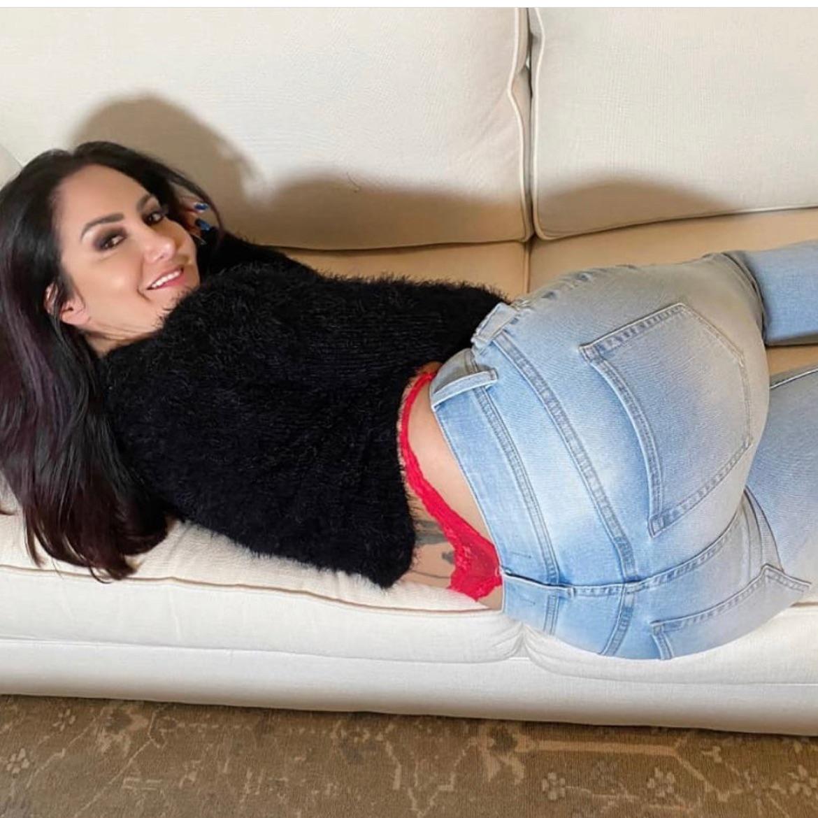 Perfect denim ad | Scrolller